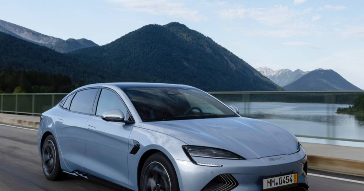 Marca china desplaza a Tesla como el carro eléctrico más vendido en el ...