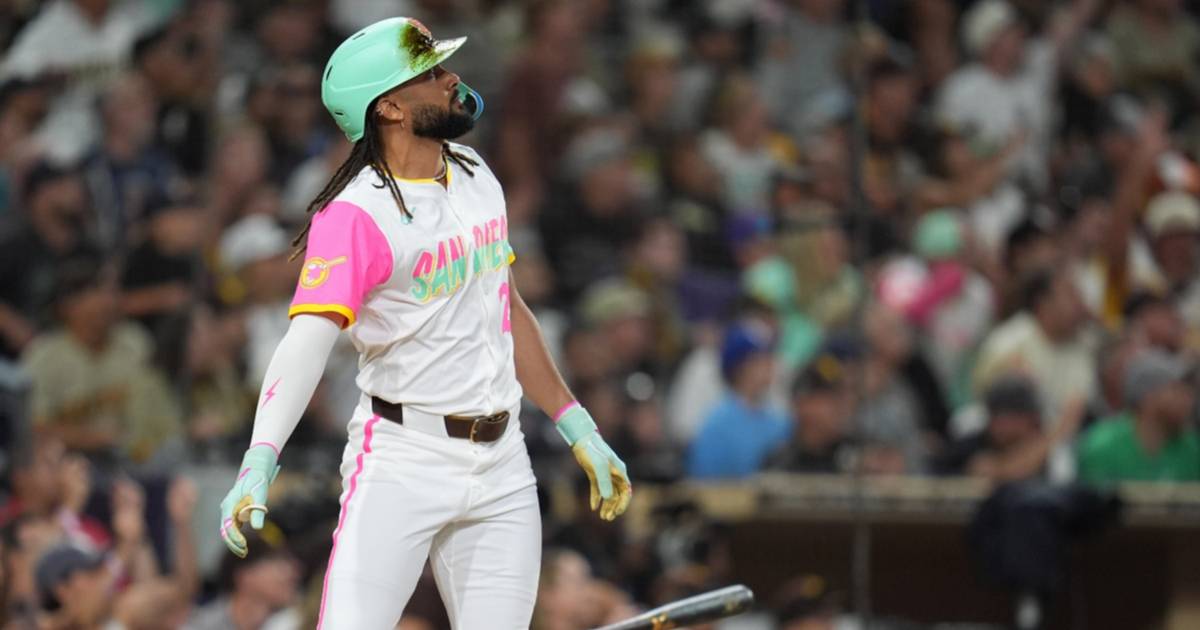 MLB: Fernando Tatis Jr en el exclusivo Club de los 90