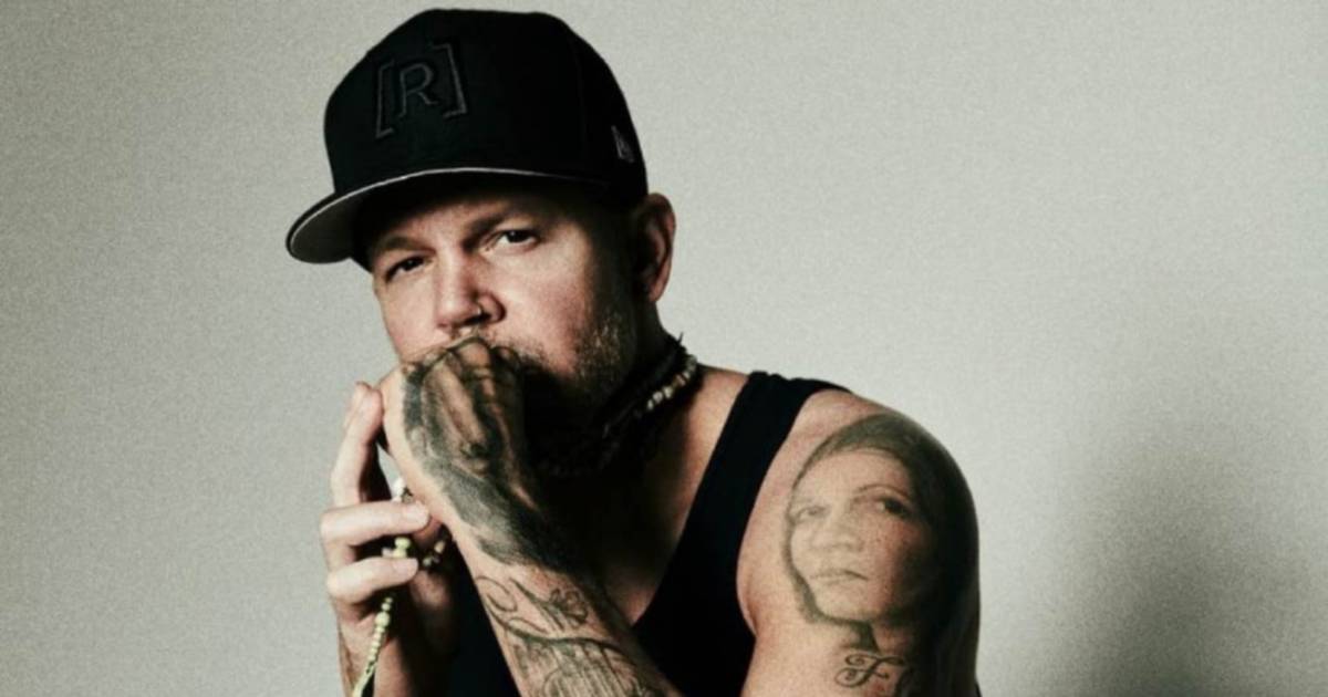 LMB: Rapero boricua visitó las oficinas de este equipo mexicano