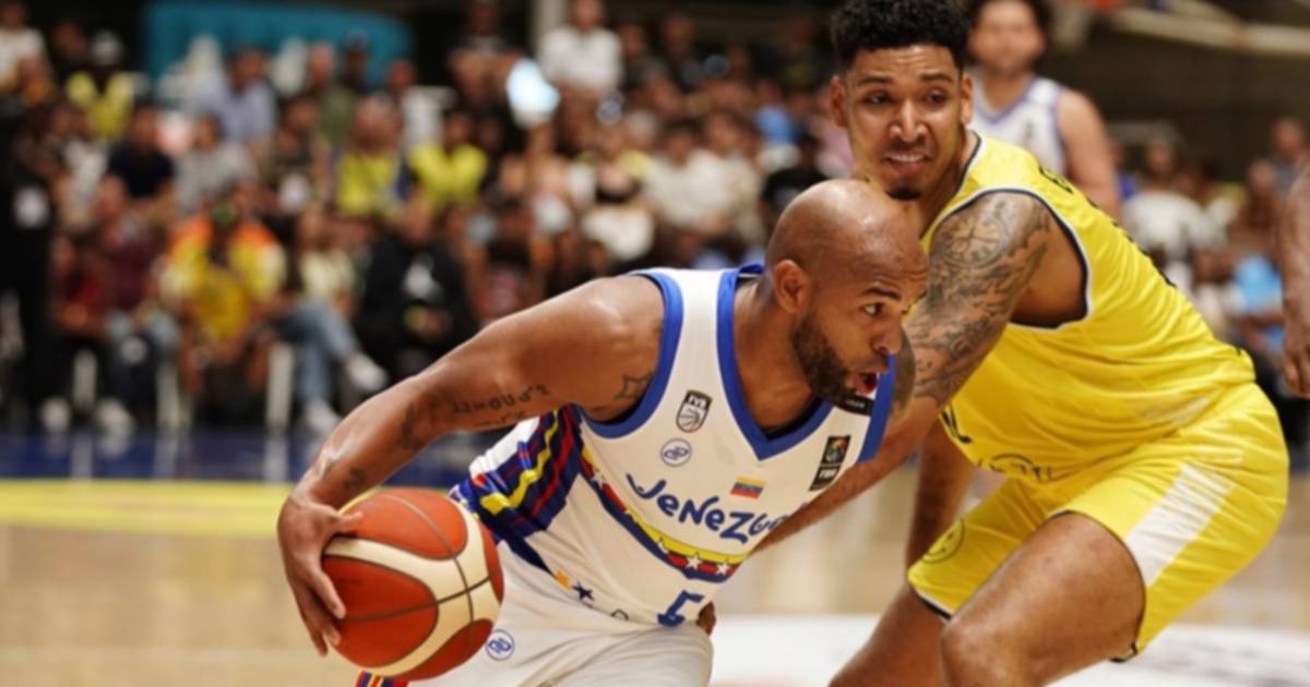 ¡De lujo! Gregory Vargas y Anthony Pérez protagonizan increíble alley-oop (+Video)