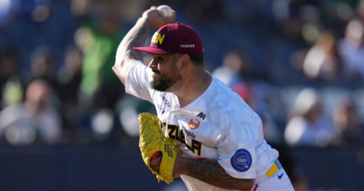 Max Castillo deja MLB y firma con este equipo de México (+Video)
