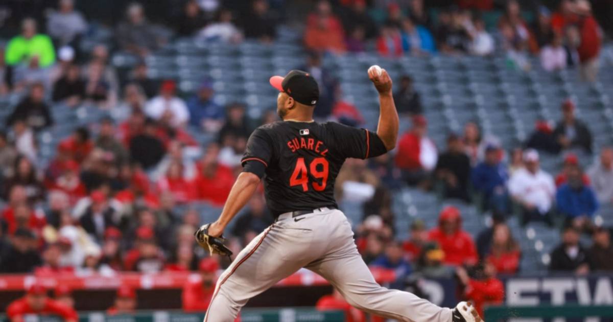 MLB: Albert Suárez será el número uno de Baltimore en el Spring Training