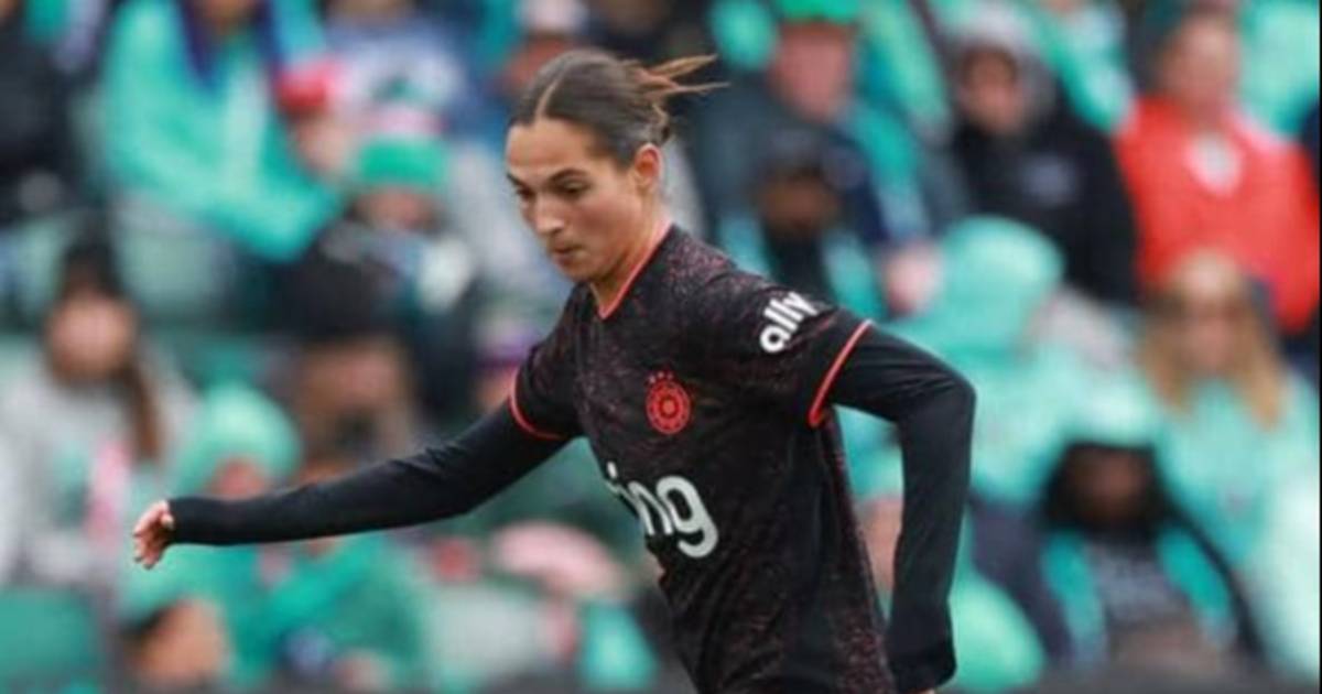 Así fue el debut de Deyna Castellanos en su nuevo equipo (+Números)