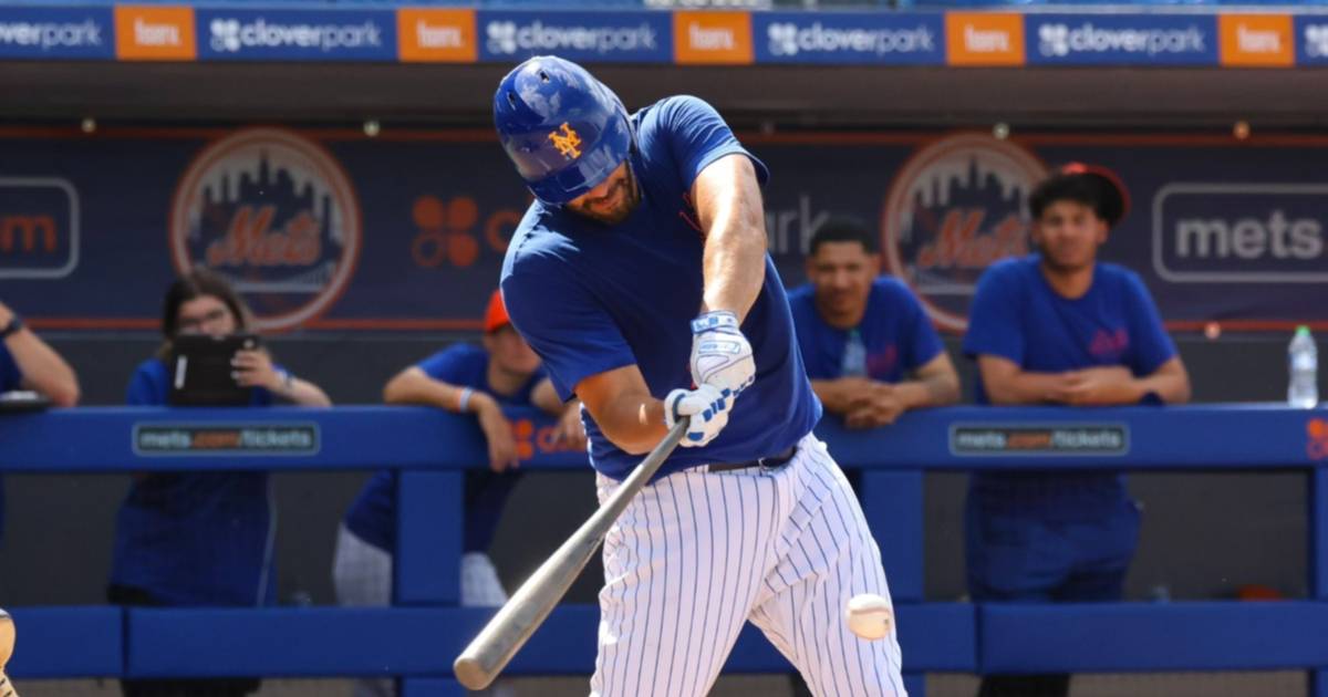 MLB: J.D. Martínez está “lejos” de su debut en este 2024 con los Mets