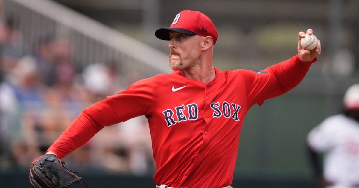 Cam Booser: De carpintero a debutar con Medias Rojas en la MLB a los 31 años