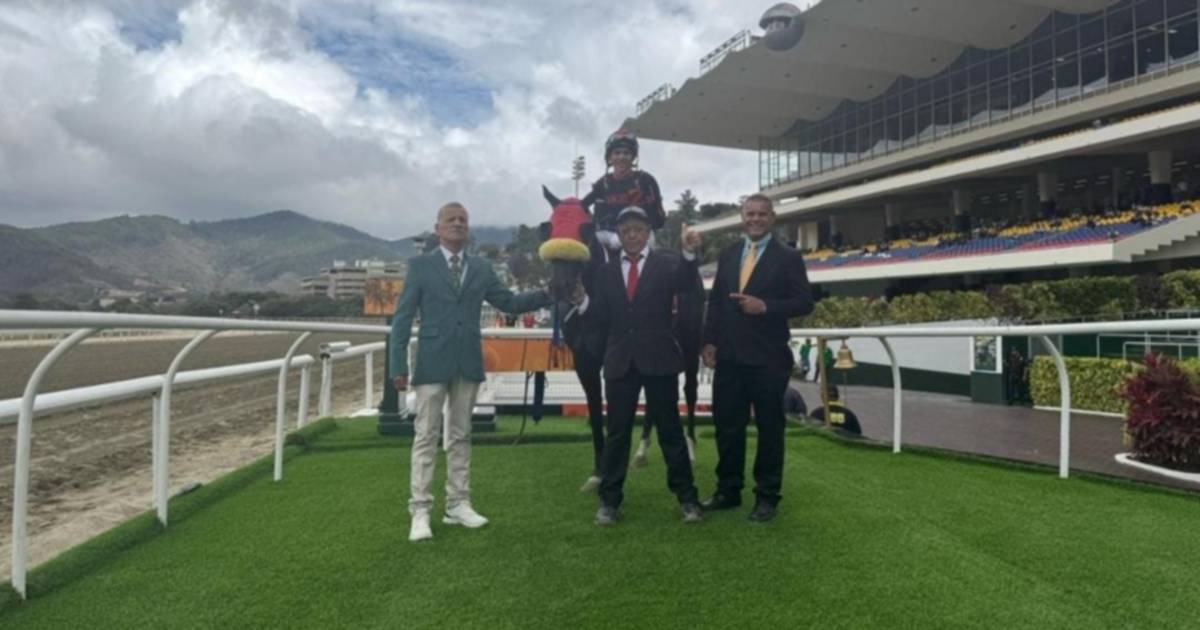 Una meta alcanzada para este aprendiz que celebra su primera victoria ...