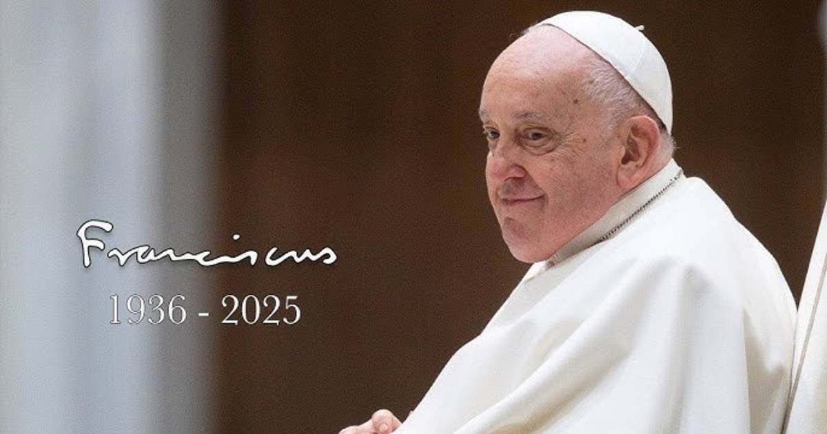 Sepultura papal: Detalles y razones de los tres ataúdes
