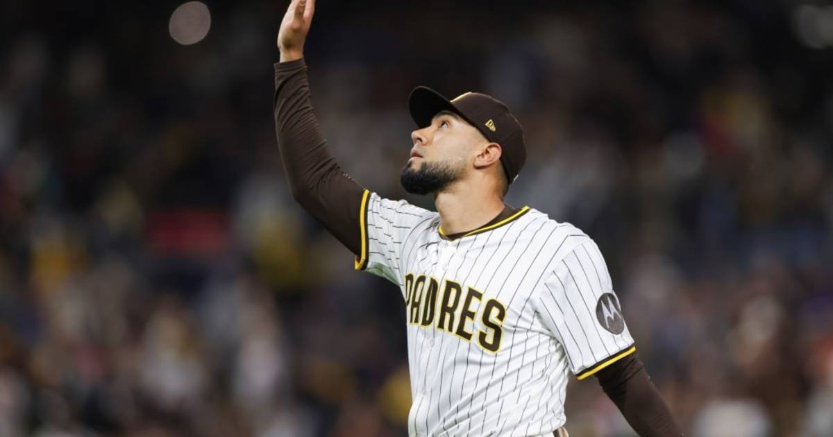 MLB: ¡Premiado! Robert Suárez fue el relevista más dominante de abril ...