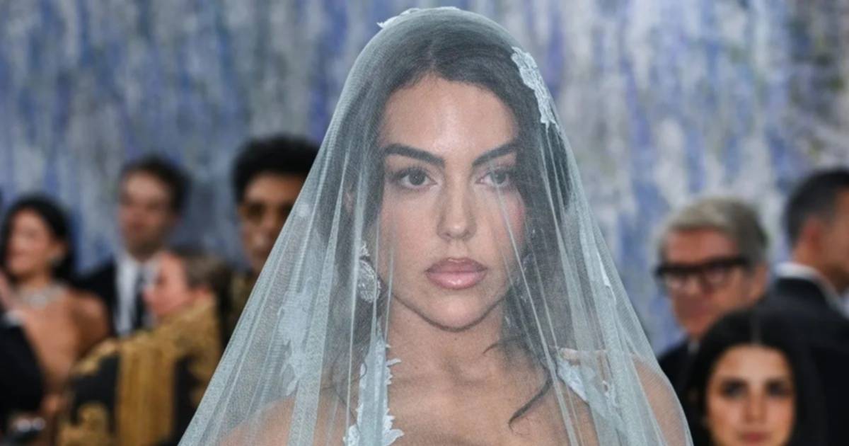 El millonario accesorio con el que Georgina Rodríguez robó miradas en ...