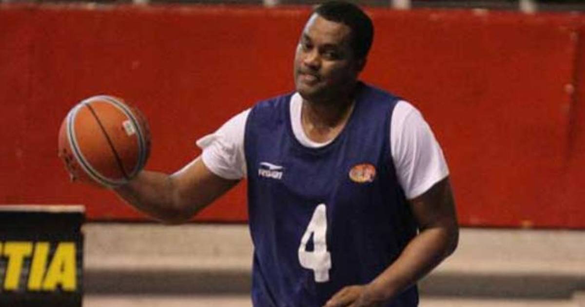 Leyendas del baloncesto venezolano desempolvan sus tenis para regresar ...