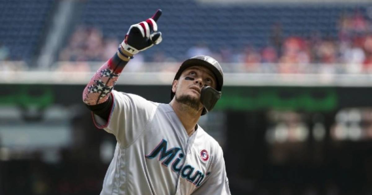 Miguel Rojas apunta al top 10 histórico en los Marlins