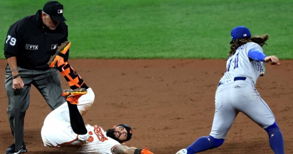 Rougned Odor se desliza y esquiva el guante al mejor estilo "Matrix ...