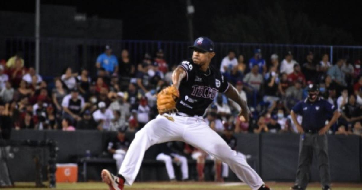 José Torres es cambiado de equipo en la Liga Mexicana de Beisbol