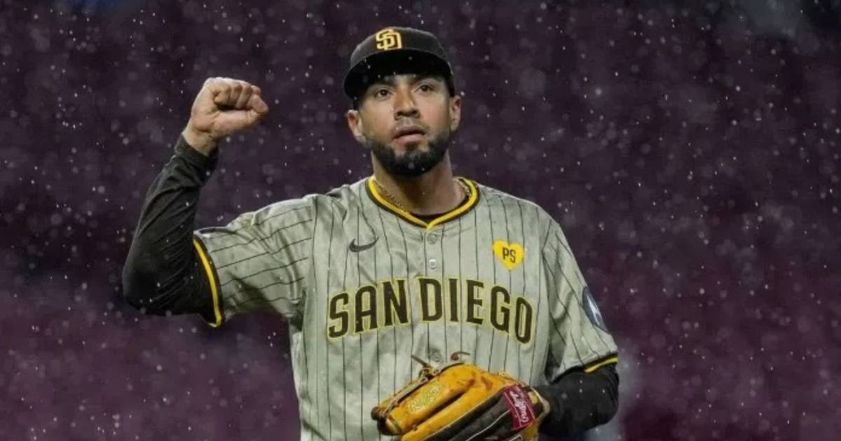 MLB: Robert Suárez domina, gana y le provoca este inédito récord a los ...