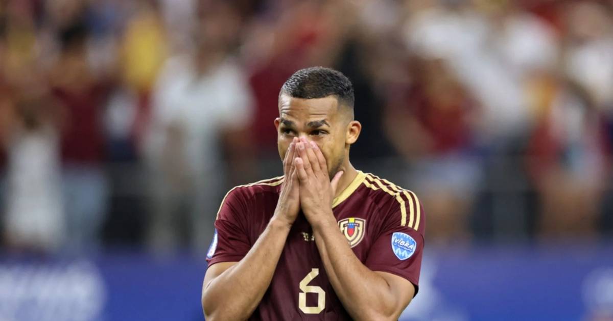 Así ha sido el paupérrimo partido de Yangel Herrera contra Uruguay