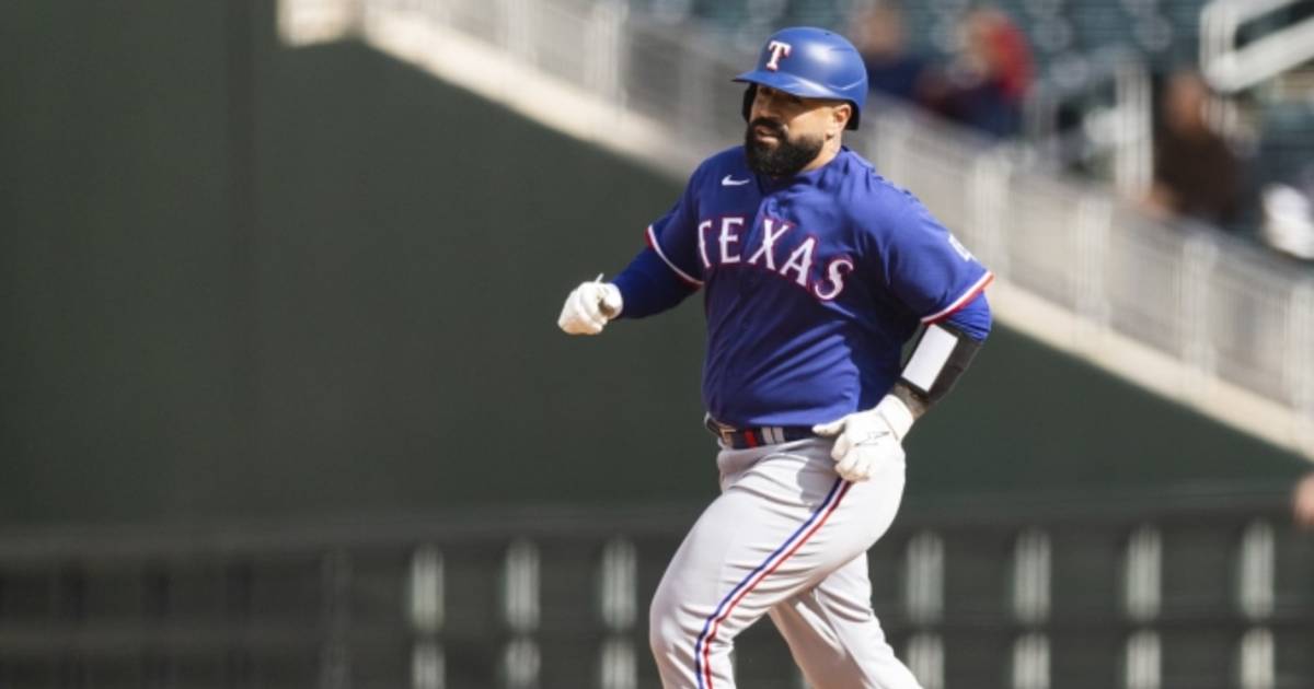 MLB: Sandy León fue designado para la lista de asignación de los Rangers