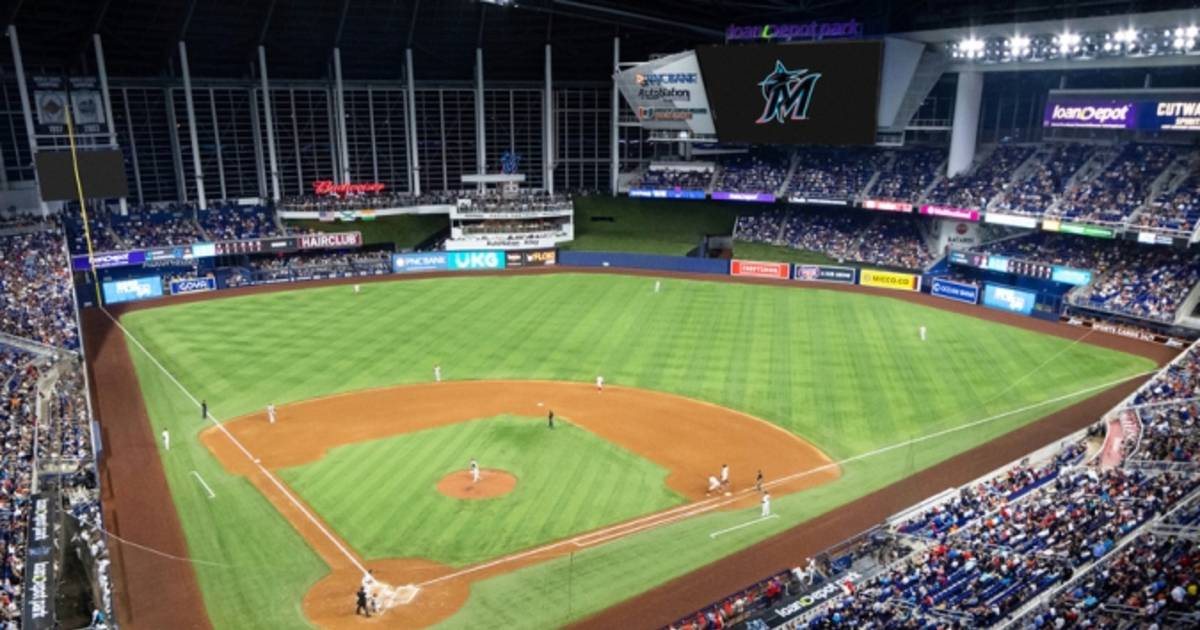 MLB: Así está la cola de vehículos para asistir al estadio de Marlins ...