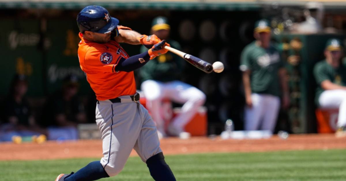 MLB: José Altuve iguala a Rickey Henderson en histórico departamento ...