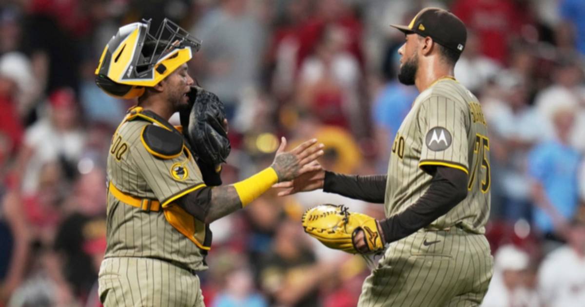 MLB: Robert Suárez alcanza los 30 rescates en la temporada. ¿Podrá ...