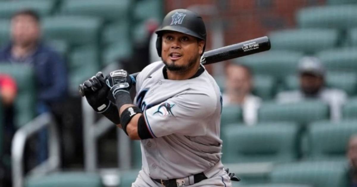 Opciones reales de los Marlins de Luis Arráez de clasificar a Postemporada