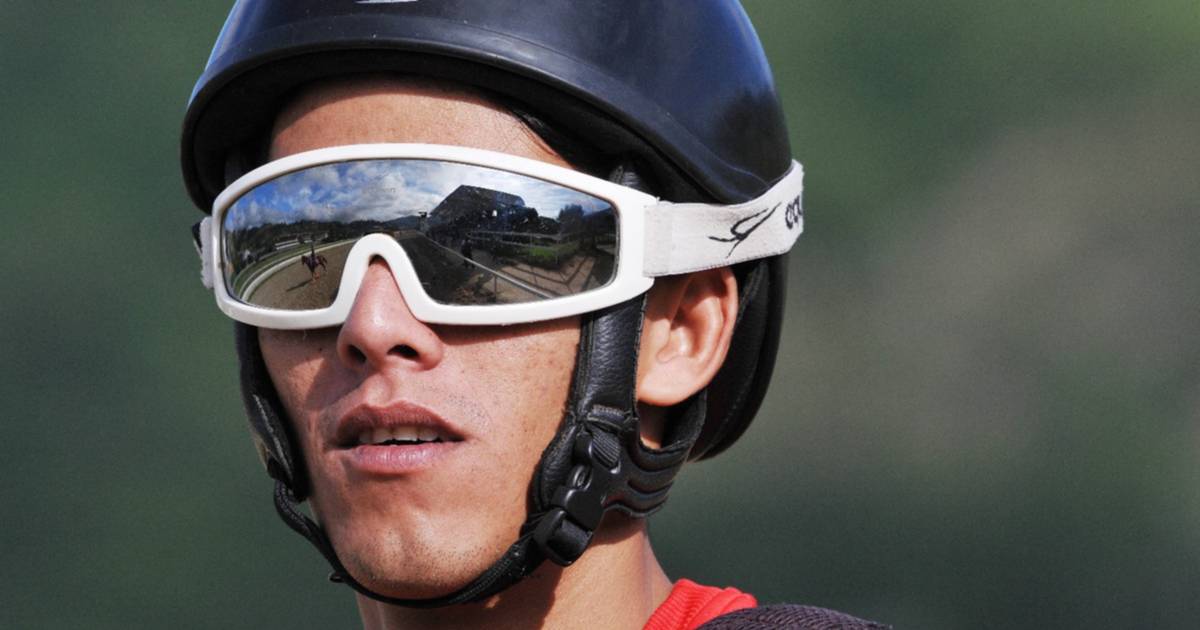 El jockey aprendiz Carlos Brito reaparece con dos compromisos de montas