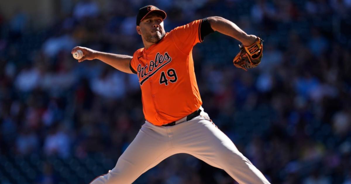 MLB: Albert Suárez va por buen camino hacia su primera asignación de ...