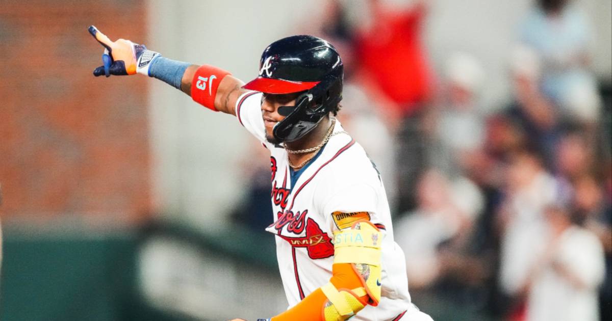 MLB: ¡A cuatro de seguir haciendo historia! Ronald Acuña Jr. sacude ...