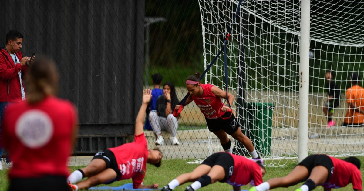 Vinotinto Femenina afina detalles para enfrentar a Uruguay (+ Videos) Vinotinto Femenina afina detalles para enfrentar a Uruguay (+ Videos)