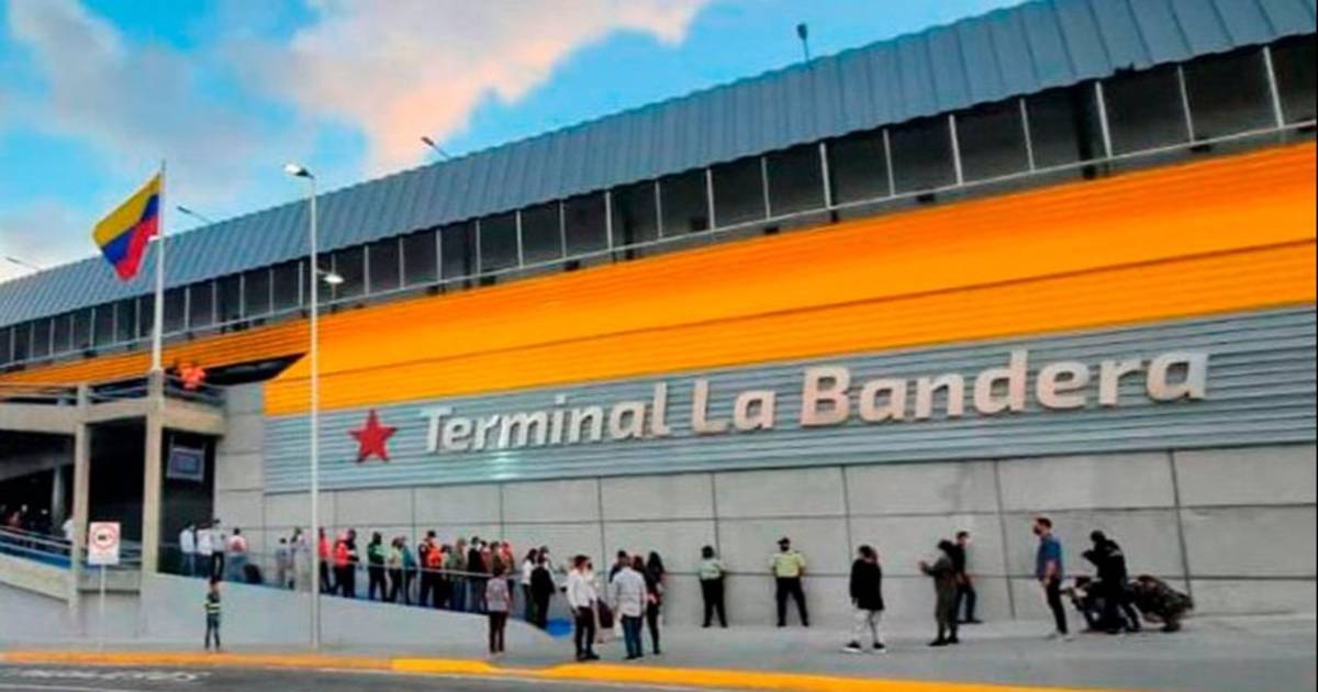 Usuarios del Terminal La Bandera reportan aumento en tarifas de pasajes ...