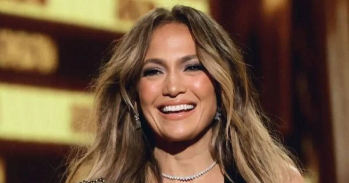 Jennifer López reaparece feliz tras solicitarle el divorcio a Ben ...