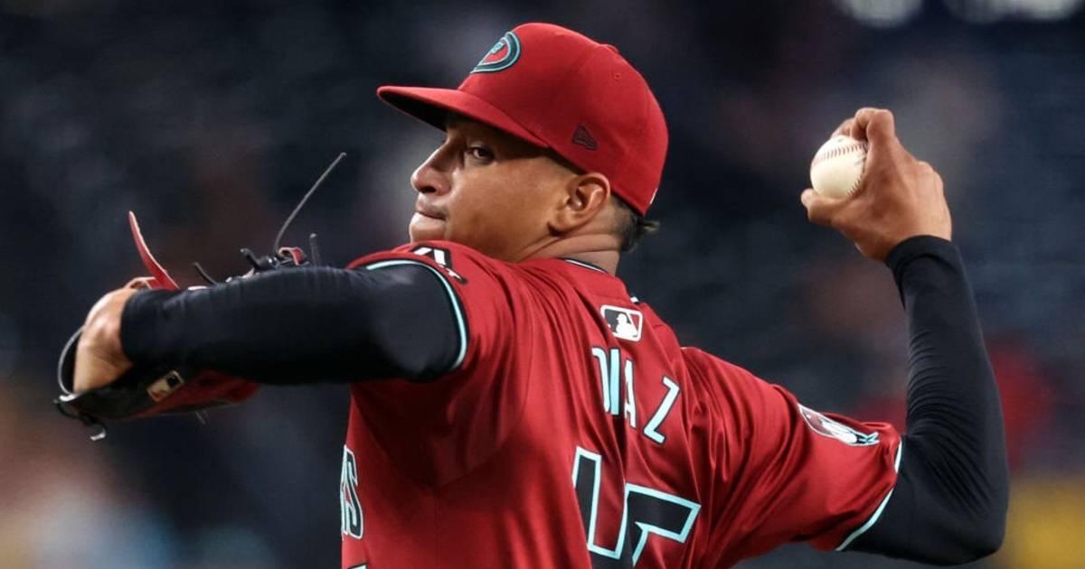 MLB: Arizona Llama a Yilber Díaz Desde Triple-A