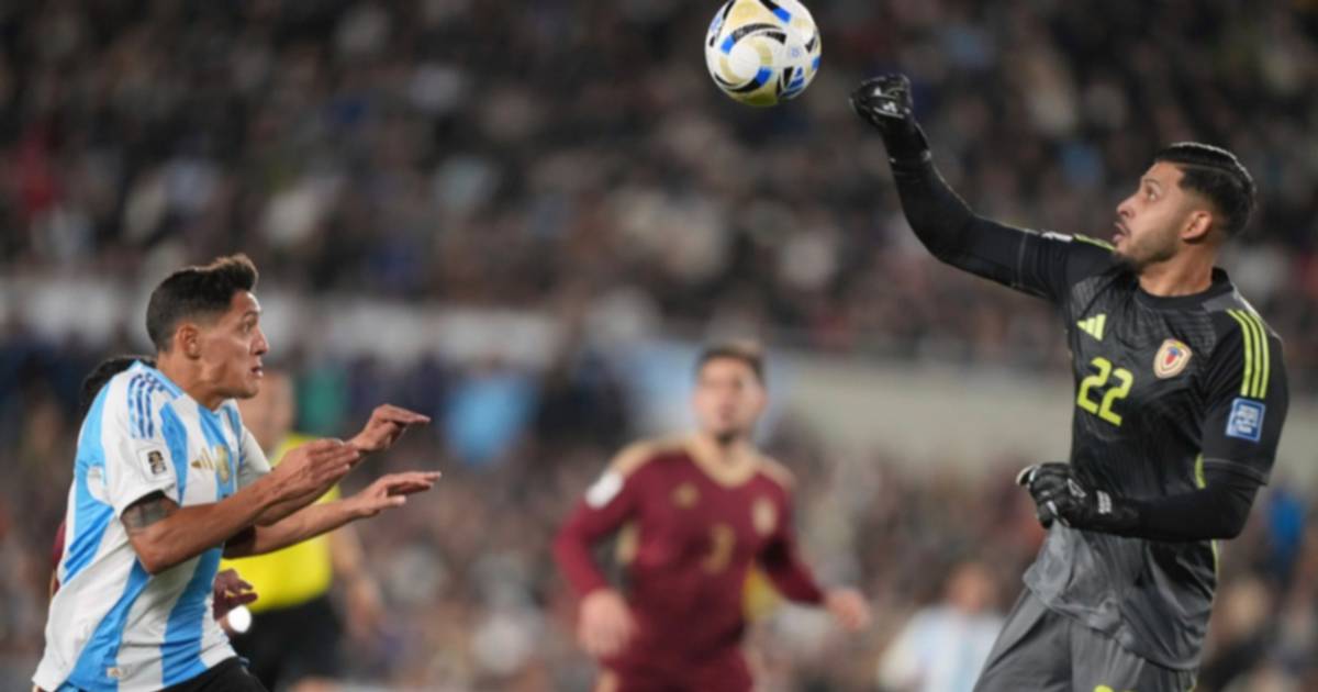 Rafael Romo se muestra autocrítico tras la derrota de Venezuela ante ...