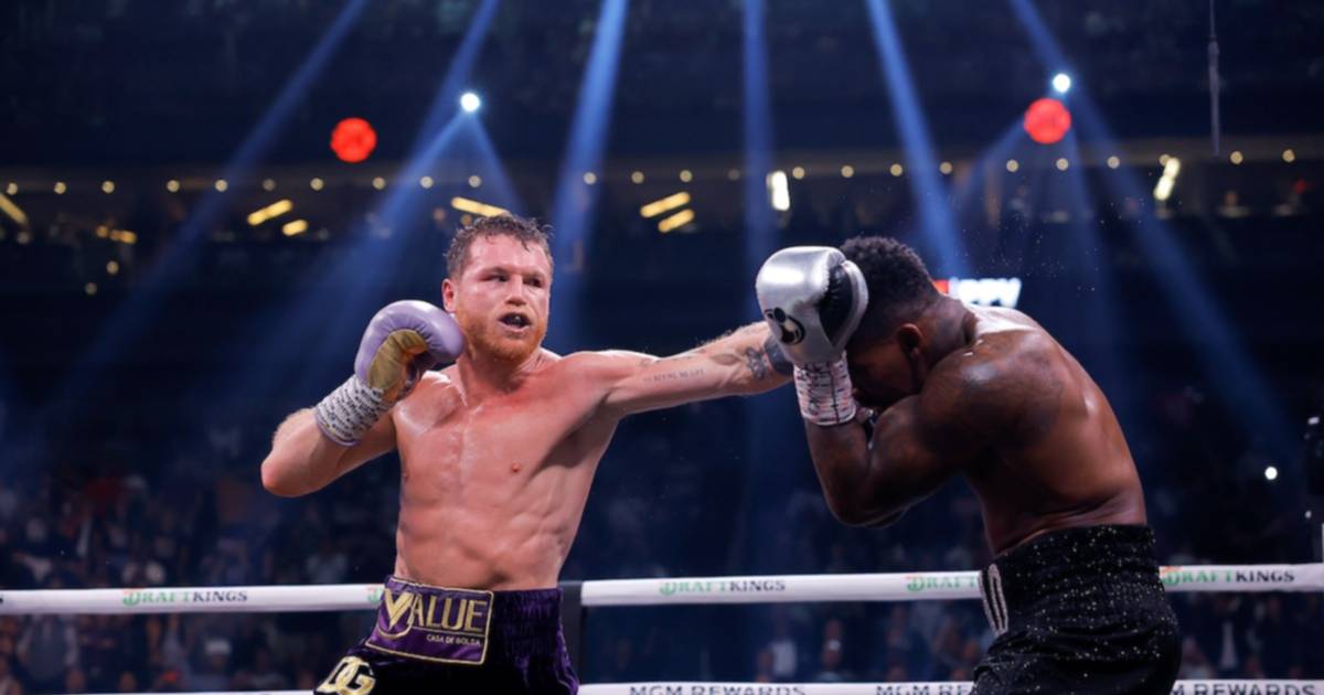 Canelo Álvarez llegó a 60 triunfos en el boxeo profesional y sigue ...