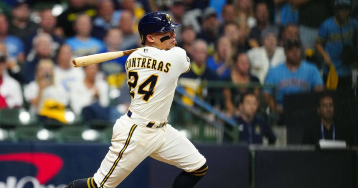 William Contreras impulsa a Milwaukee con enorme cuadrangular y así lo ...