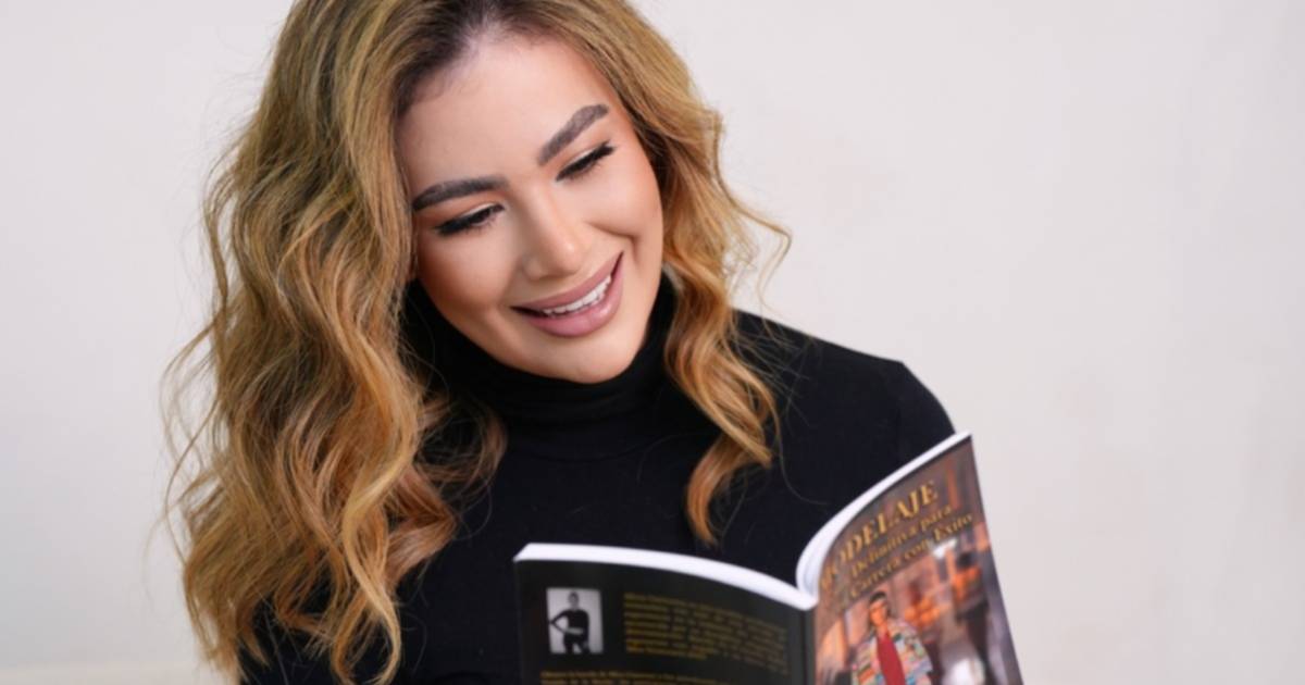 Alicia Ontiveros lanzó su primer libro