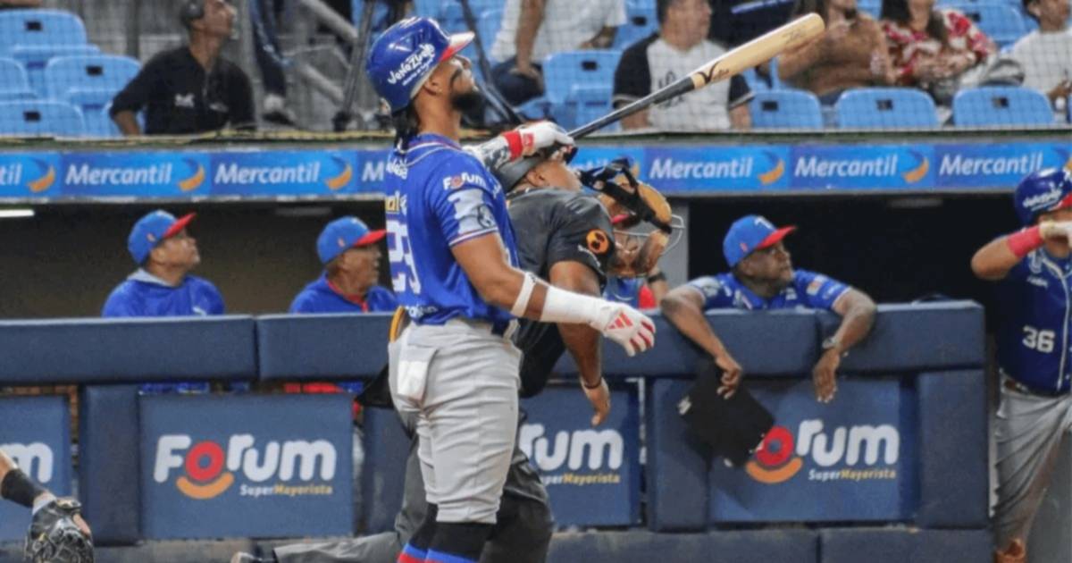 LVBP: Tiburones reaccionó con fúrica ofensiva y triple play matador de ...