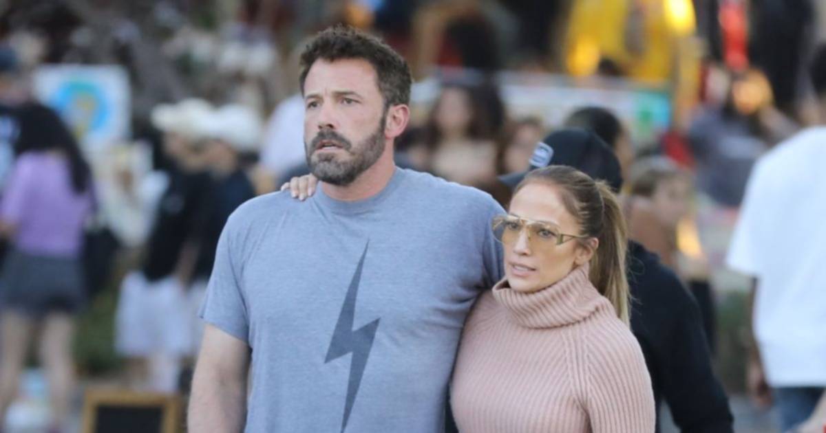The Dramatic and Controversial Love Story of Jennifer Lopez and Ben ...