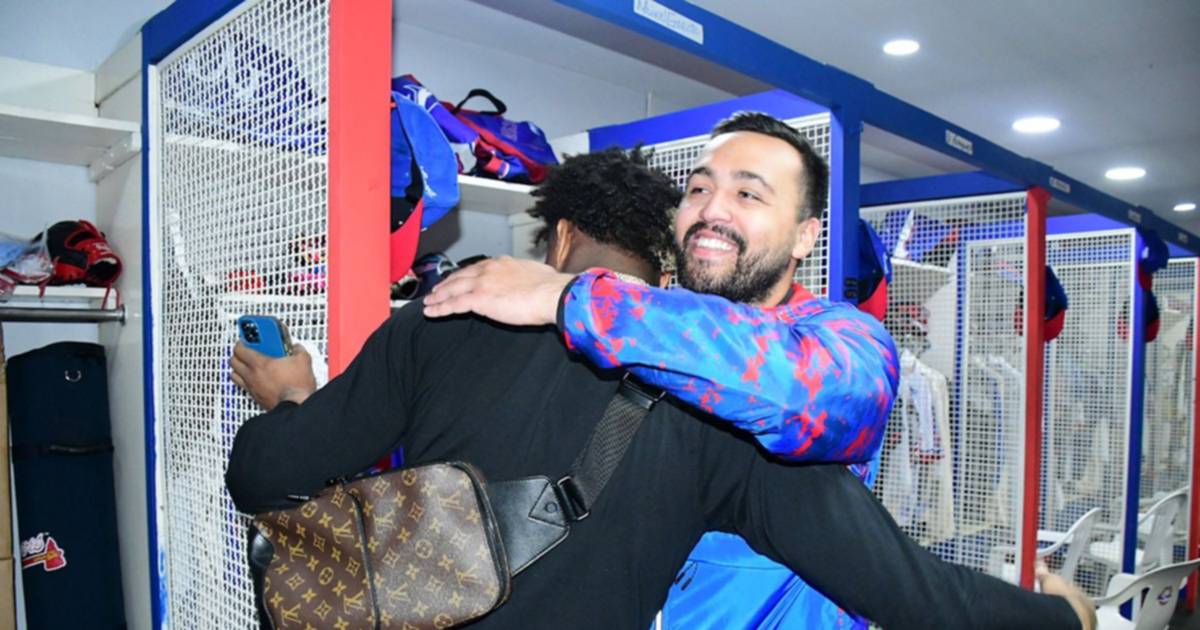 Así felicitó César Collins a Ronald Acuña Jr. por ganar el MVP en las ...