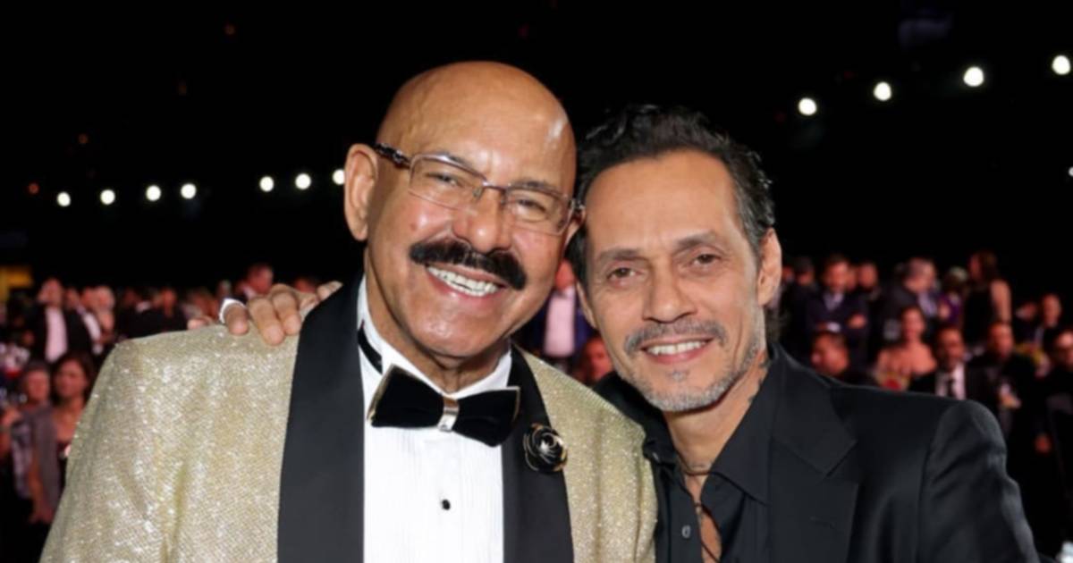 Oscar D'León y Marc Anthony comparten emotivo momento