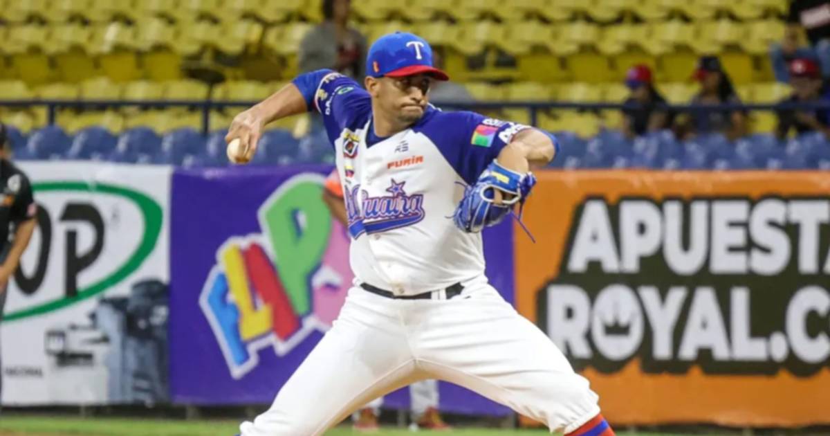 LVBP: William Cuevas cumple de gran manera en su regreso con Tiburones de La Guaira