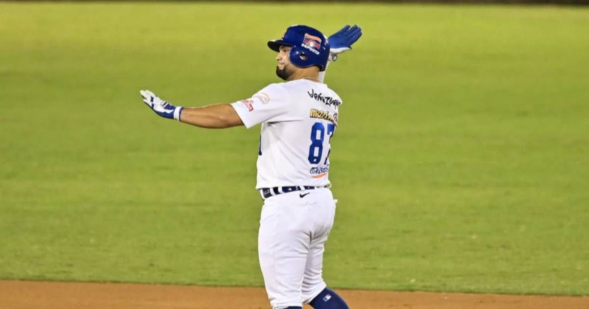 Eliézer Alfonzo Jr. está a un batazo de alcanzar una importante cifra ...